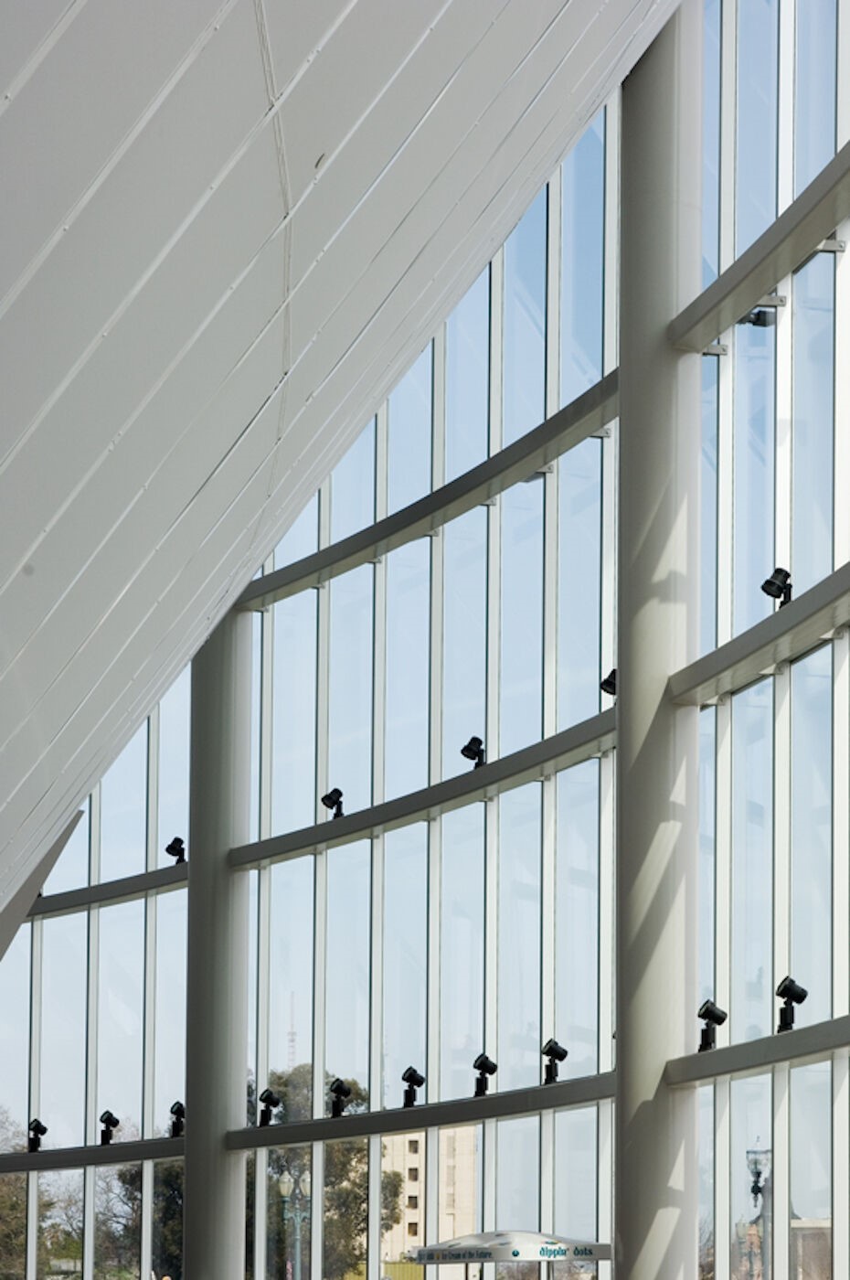 Stockton Arena - Kawneer Sports Facilities Projects