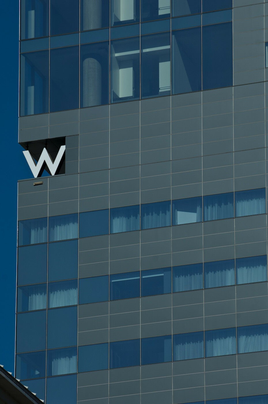W Austin Hotel and Residences - Kawneer Multifamily Projects