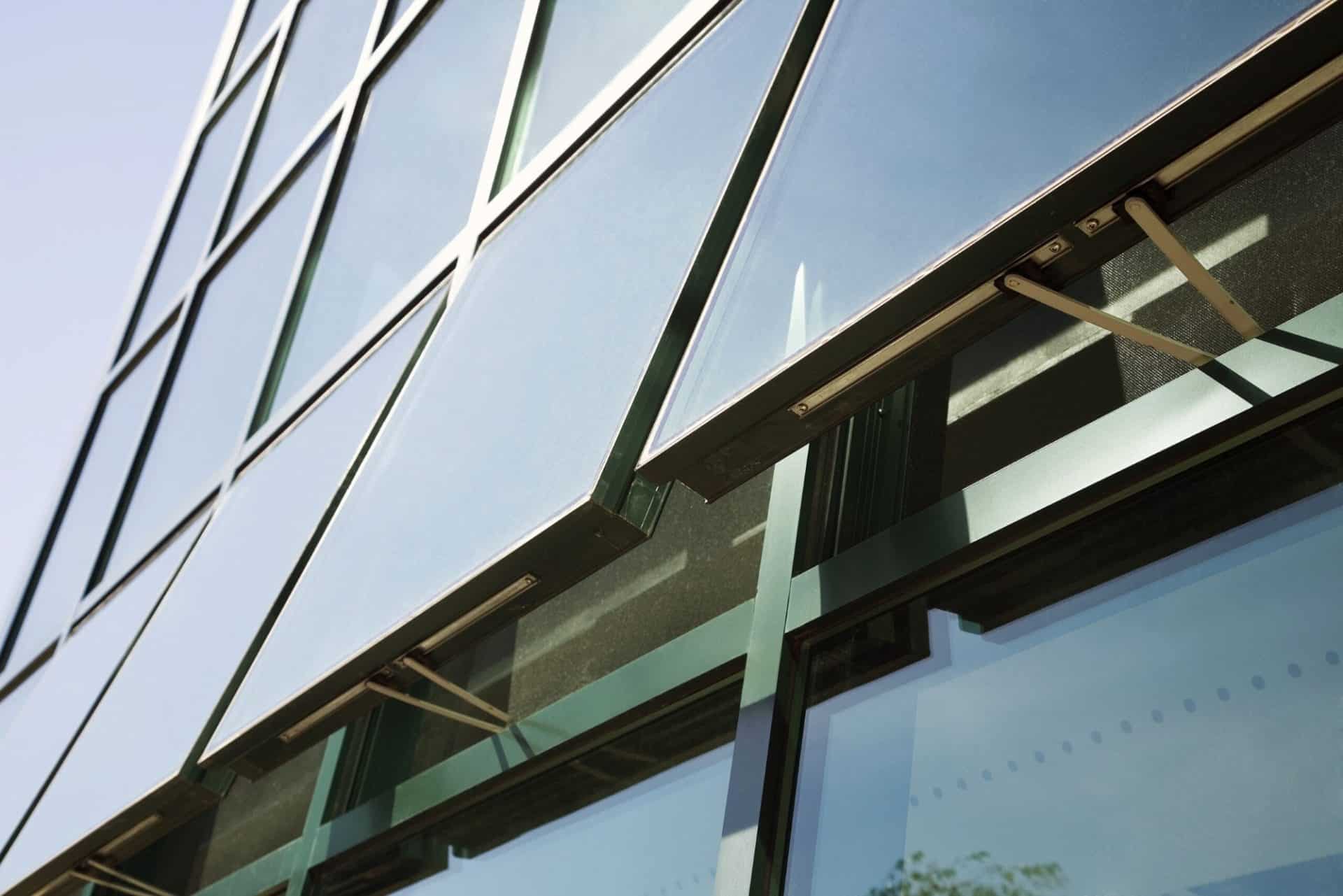 GLASSvent® Windows for Curtain Wall - Kawneer Window Solutions