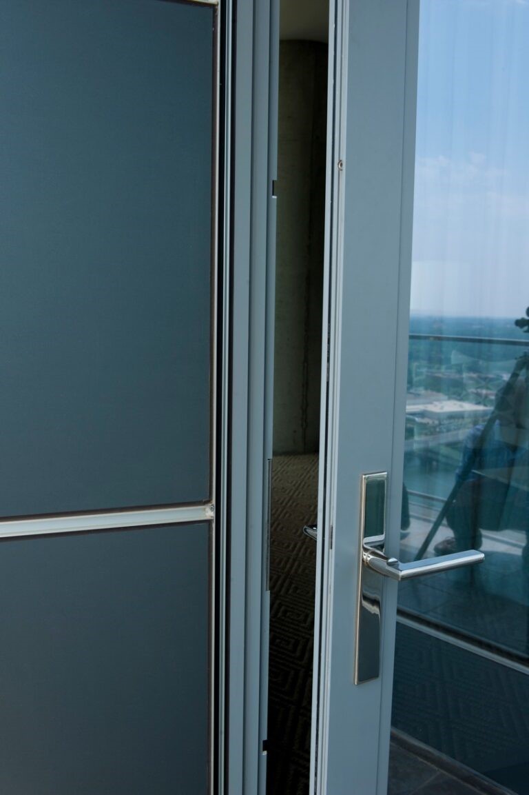 2000T Terrace Doors
