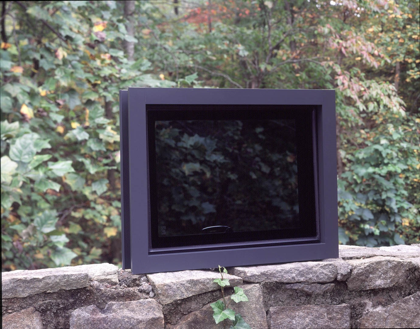GLASSvent® Windows for Storefront Framing - Kawneer Window Solutions