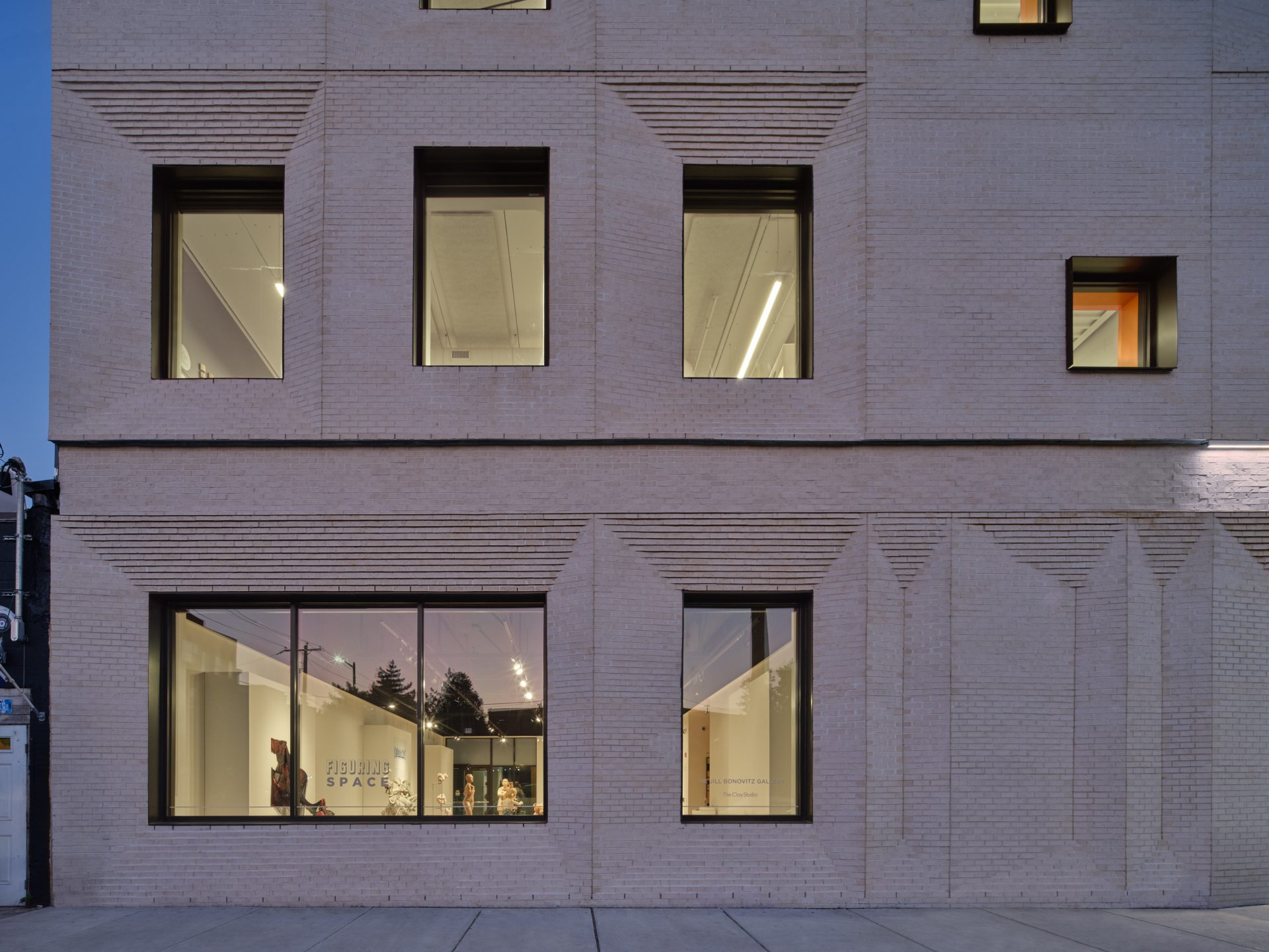 The Clay Studio - Kawneer Arts & Leisure Projects