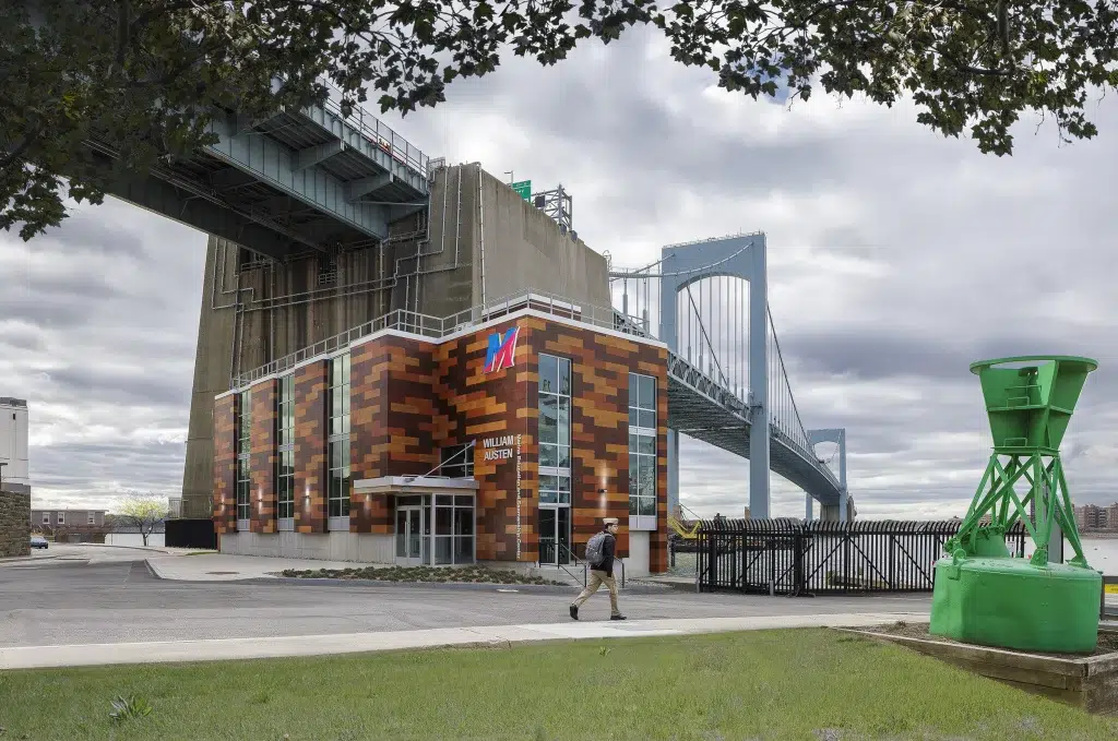 Seamanship Center at Maritime College, SUNY - Kawneer Education Projects