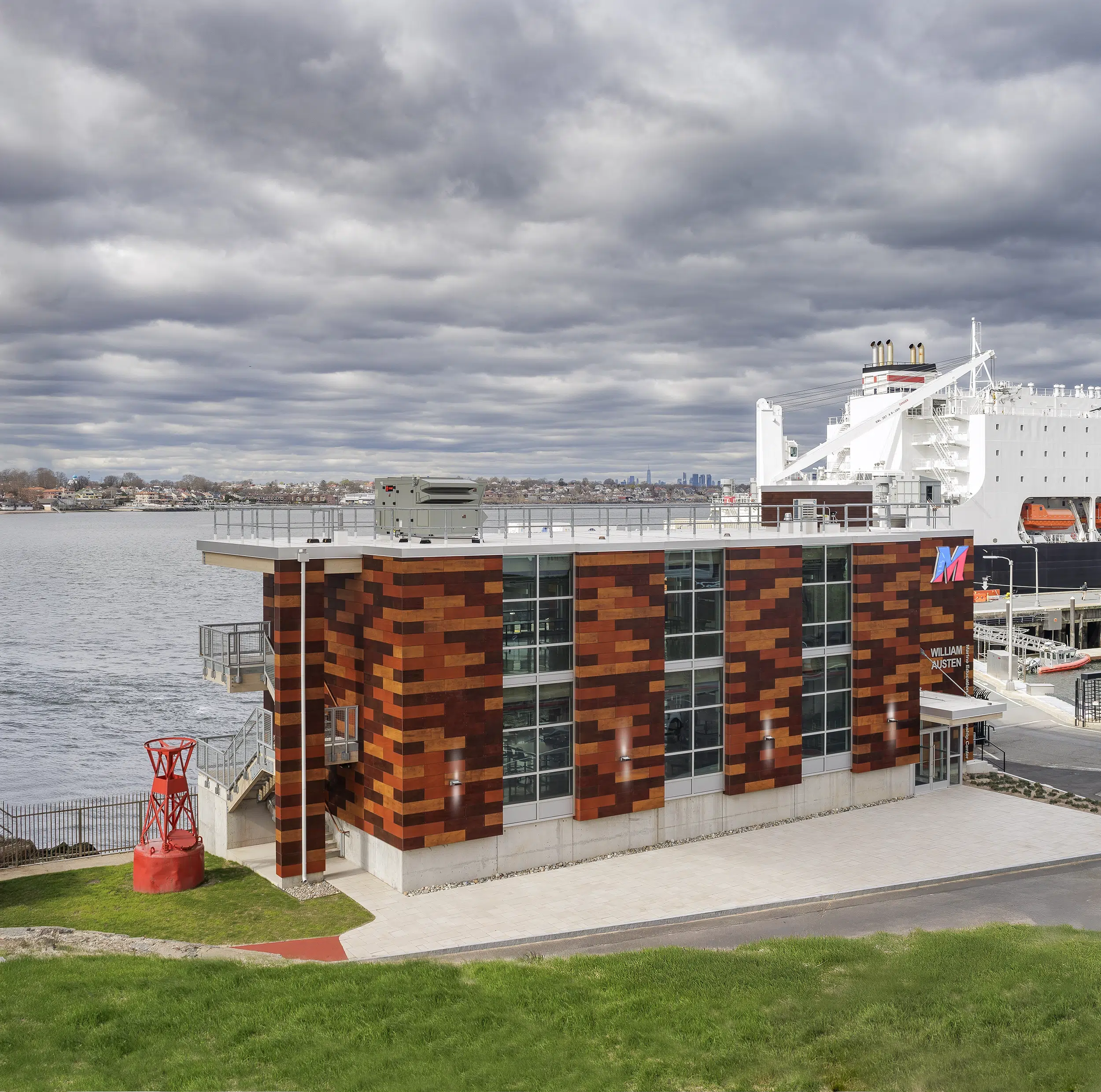 Seamanship Center at Maritime College, SUNY - Kawneer Education Projects
